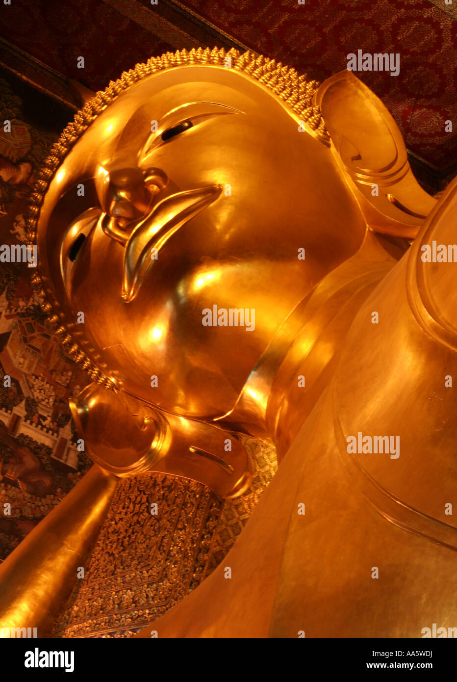 Giant Gold Reclining Buddha Wat Pho Bangkok Thailand Stock Photo - Alamy