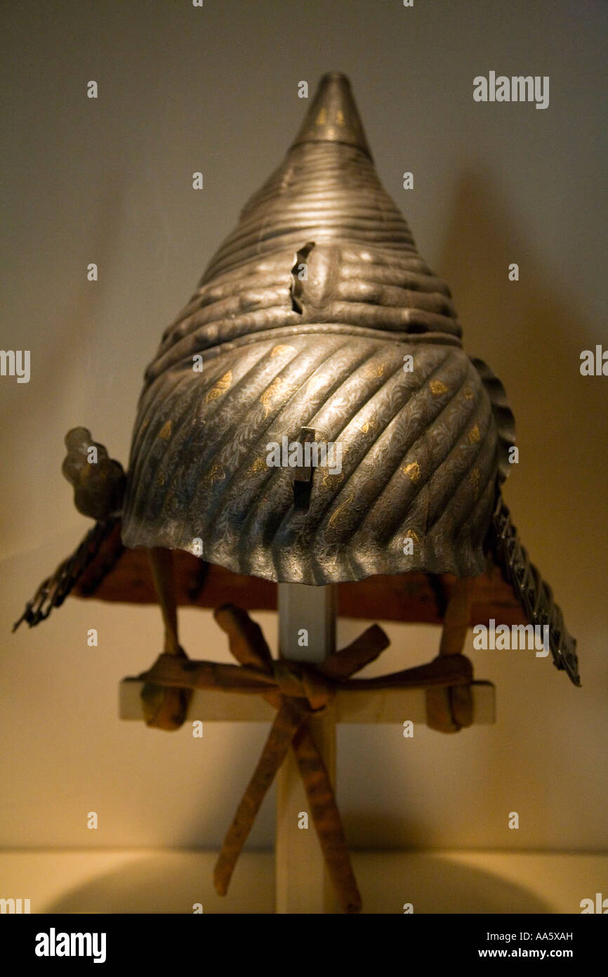 Japanese samurai helmet hi-res stock photography and images - Alamy