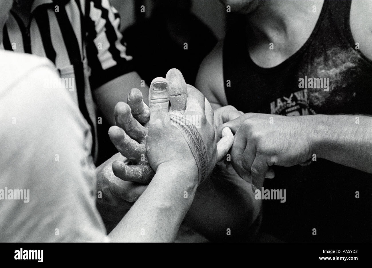 Intense wrestling competition hi-res stock photography and images - Alamy