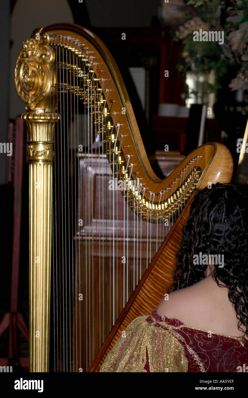 Hands harpist hi-res stock photography and images - Alamy