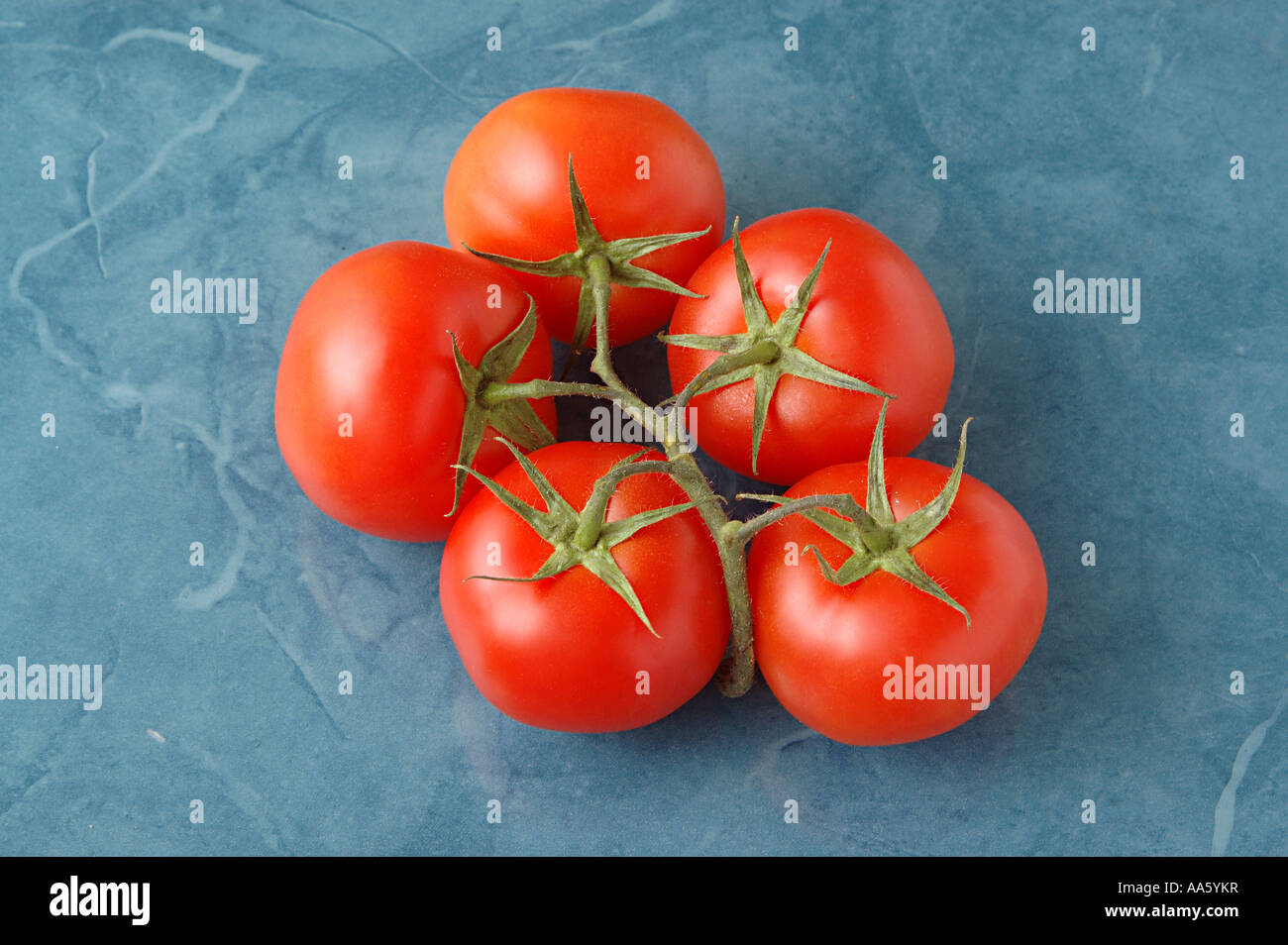 ANG103778 Food Fruit five red fresh ripe tomato Stock Photo - Alamy