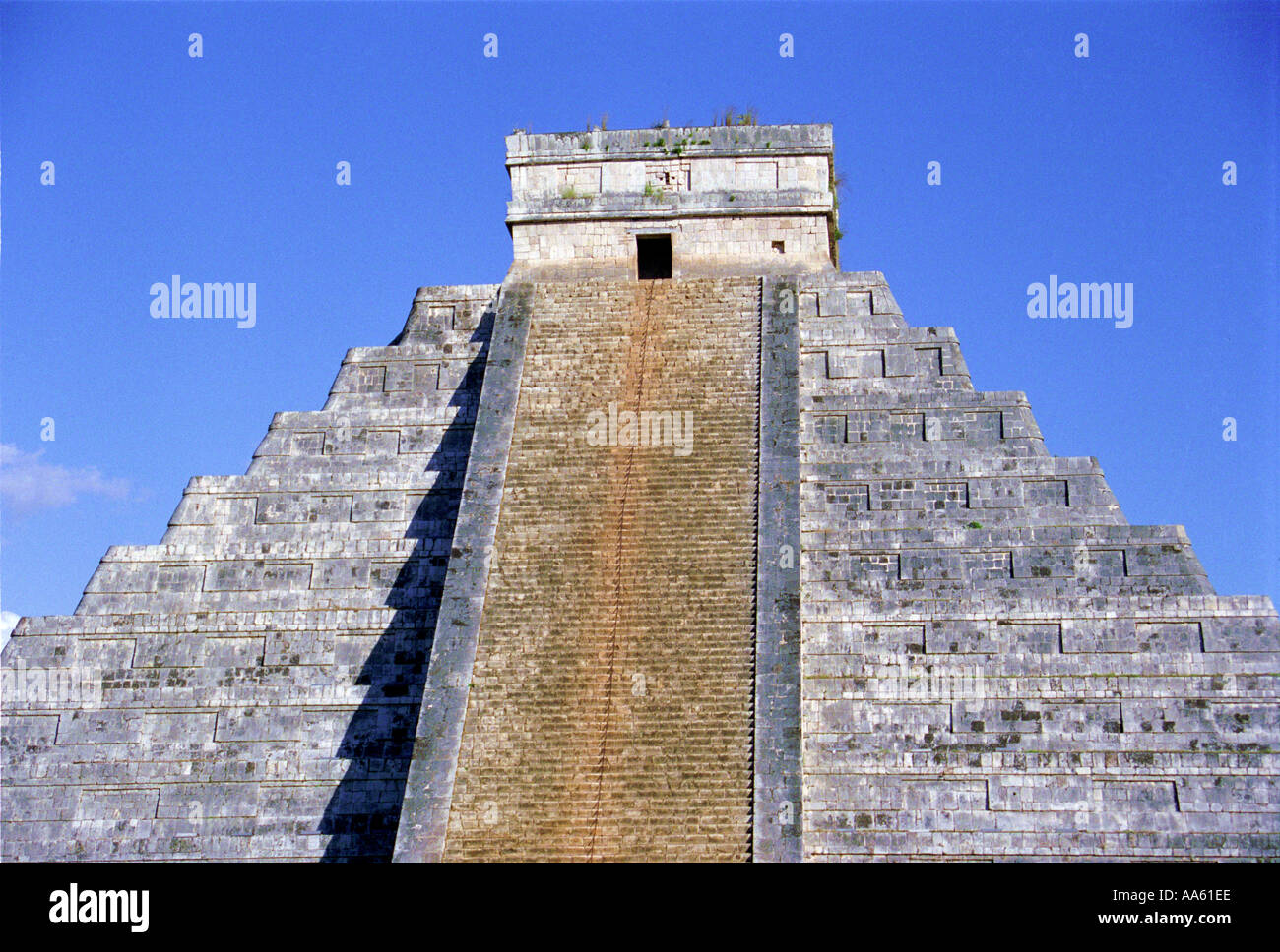 The top of El Castillo at Chichen Itza Mexico Stock Photo - Alamy