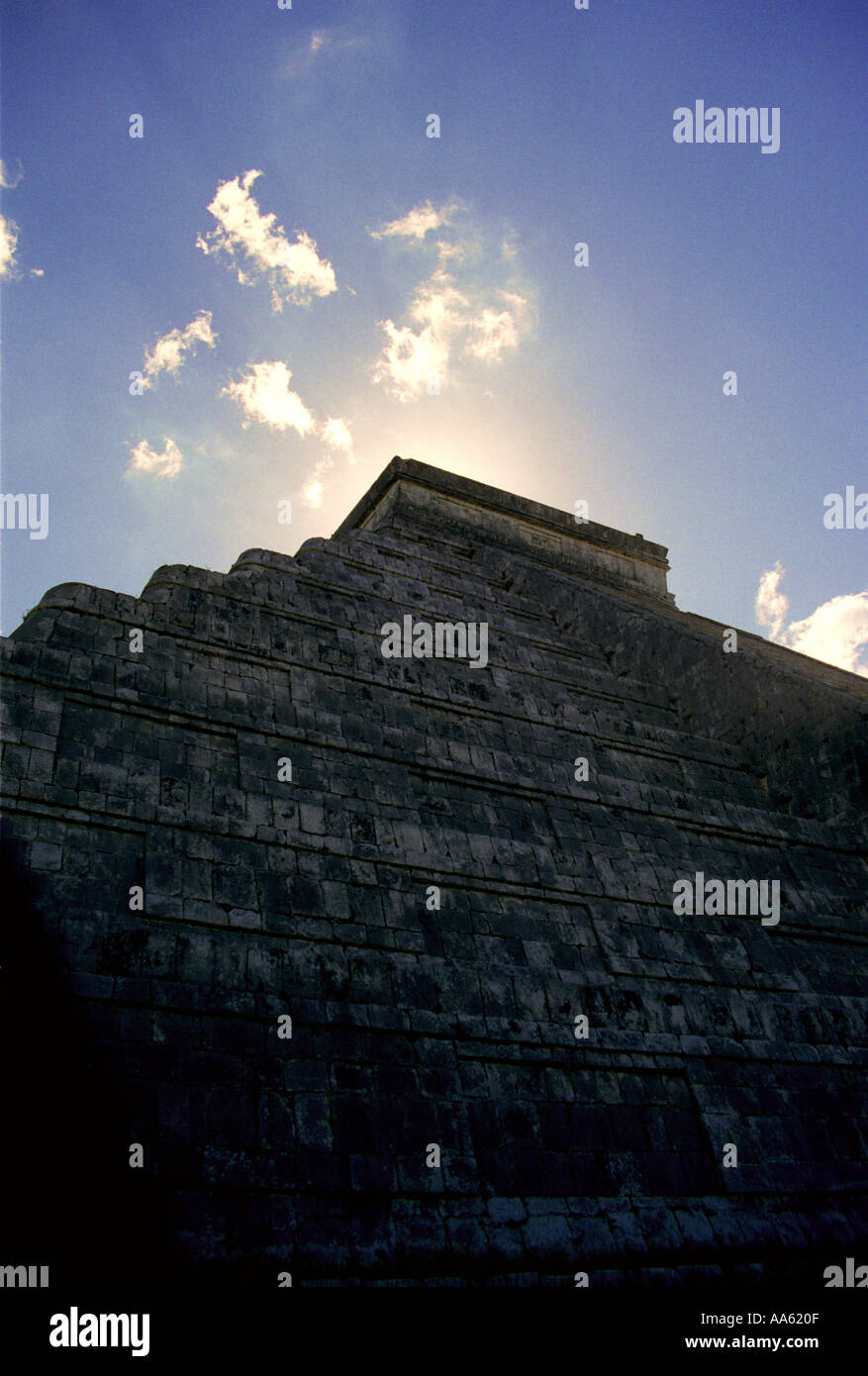 El Castillo Chichen Itza Mexico Stock Photo - Alamy