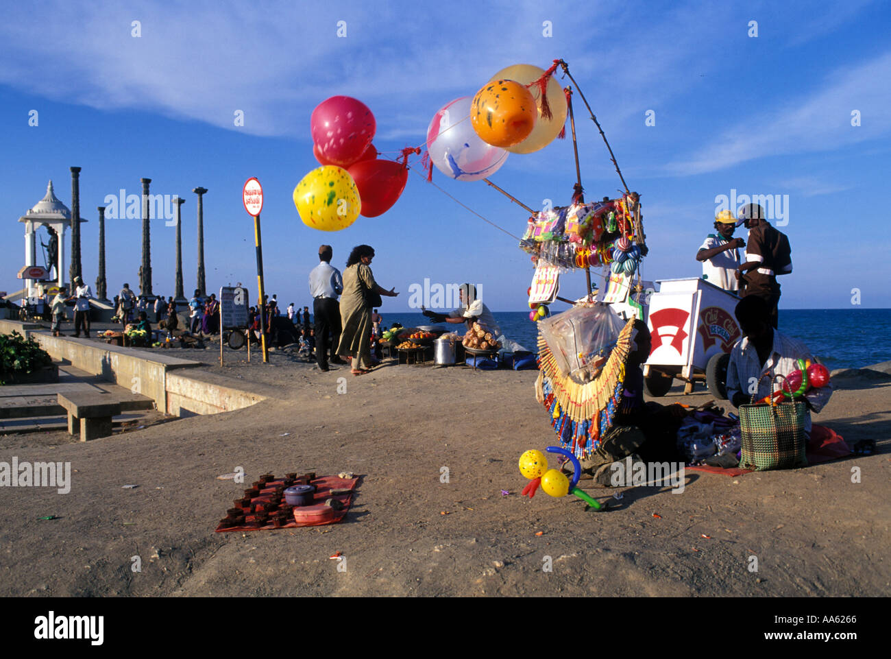 Balloons seller india hi-res stock photography and images - Alamy