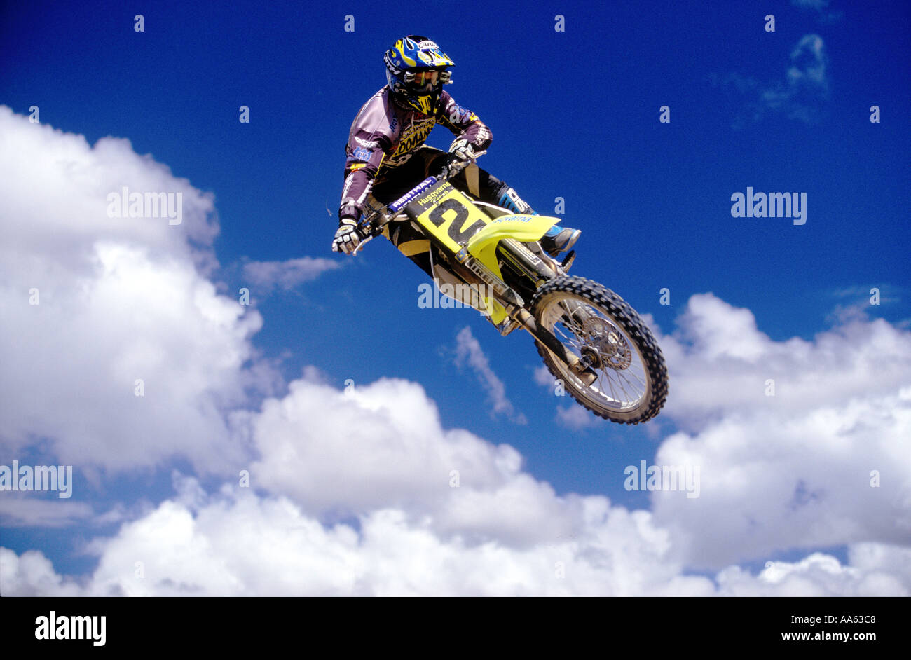 Motocross Rider in the air Darryl King mr 340 Stock Photo - Alamy