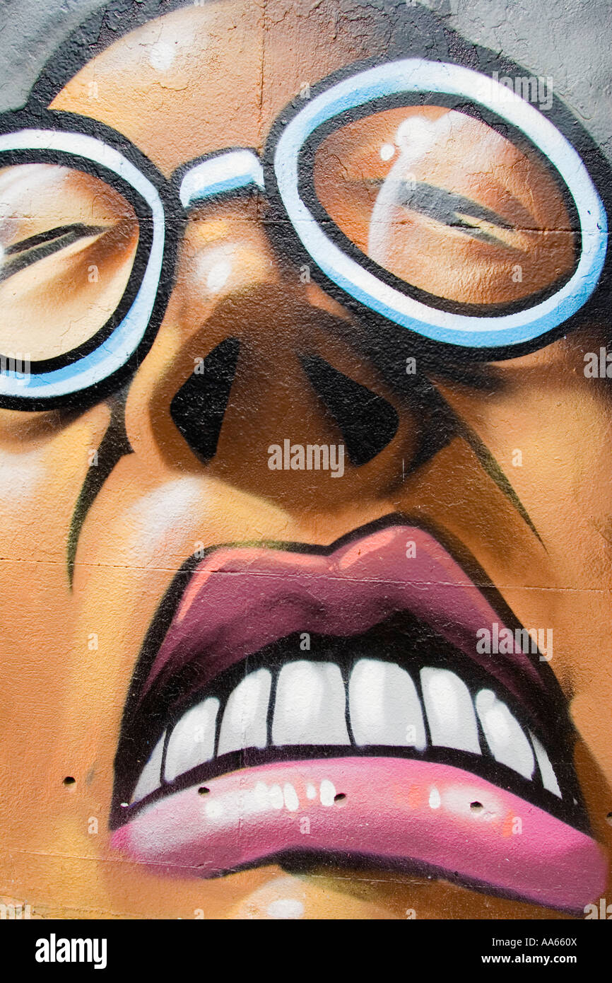 Stencil graffiti of a mans face hi-res stock photography and images - Alamy