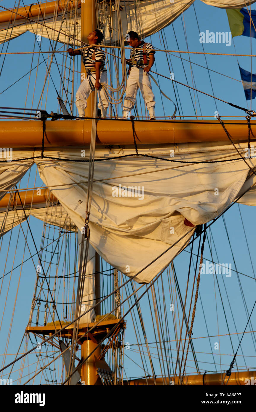 Sailors in the rigging of the Mexican navy training ship Cuauhtemoc at ...