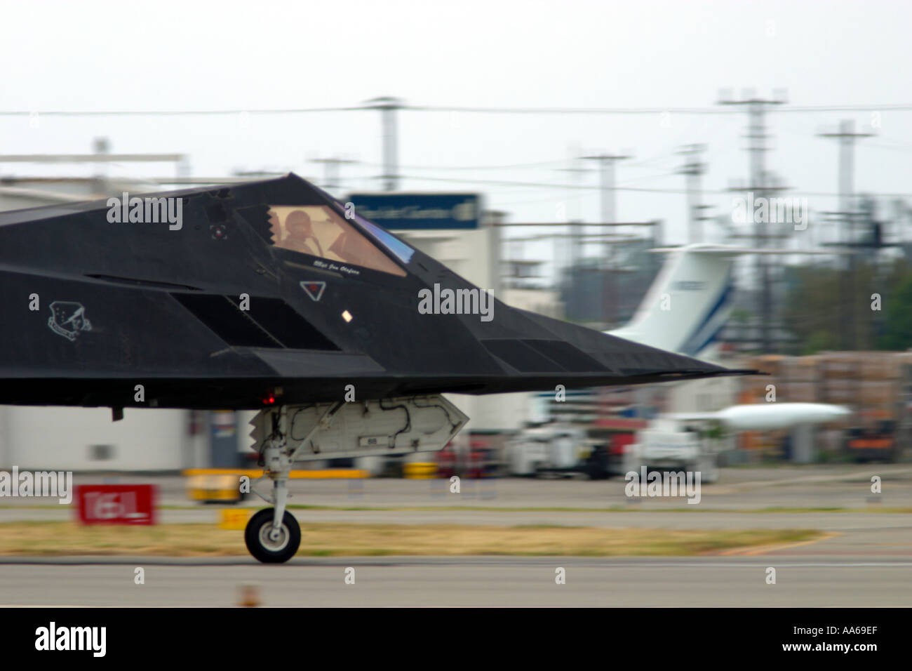 United States Air Force F117 Stealth Fighter Stock Photo - Alamy