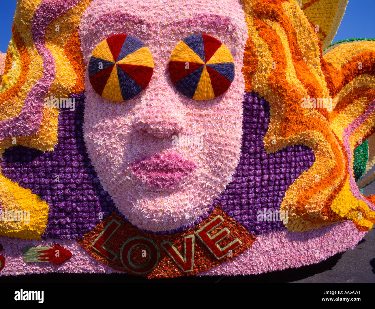 Battle of flowers parade hi-res stock photography and images - Alamy