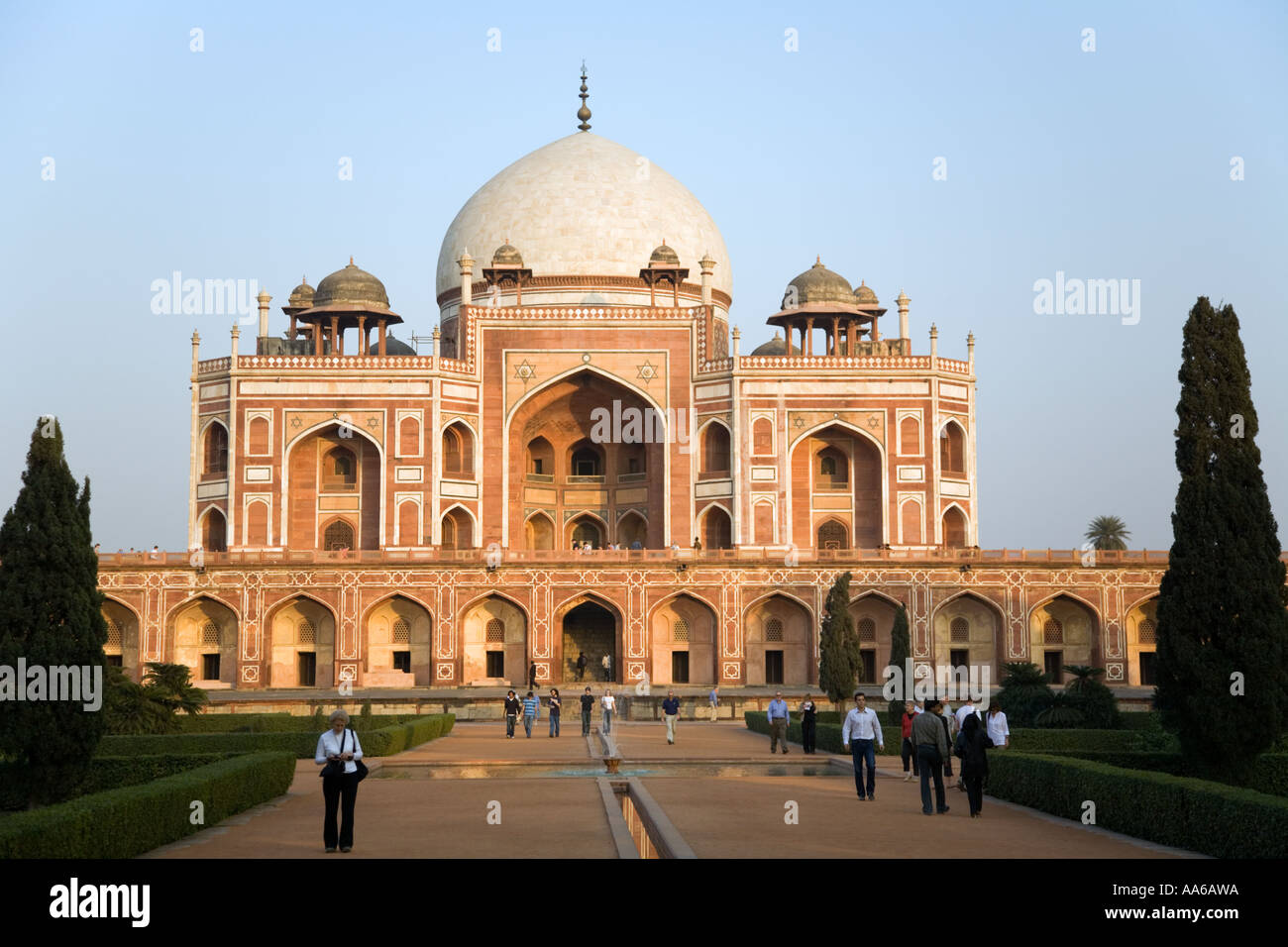 Humayuns Tomb in Delhi India was constructed 1564 by Haji Begum for her ...
