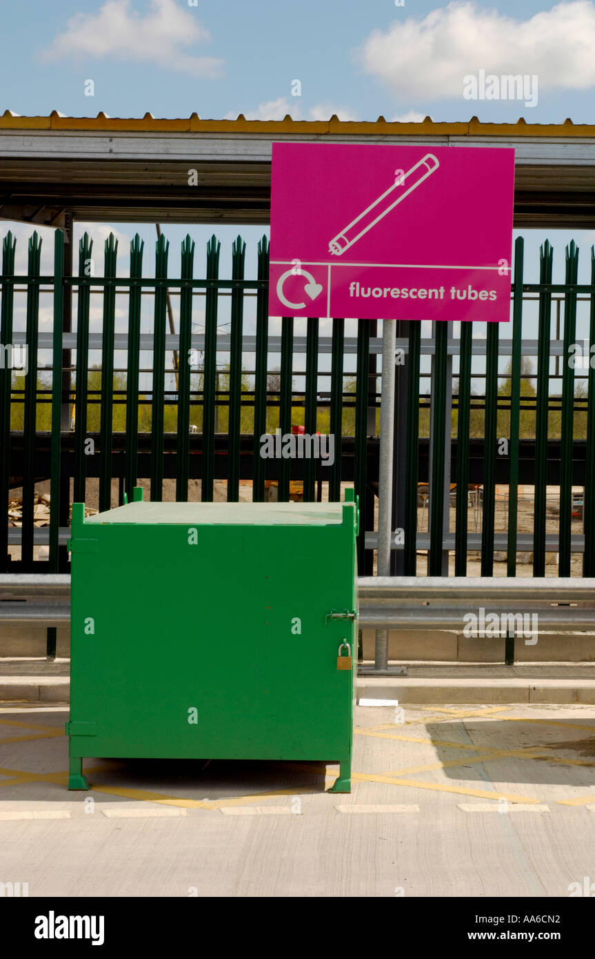 Fluorescent tube recycling bin hi-res stock photography and images - Alamy