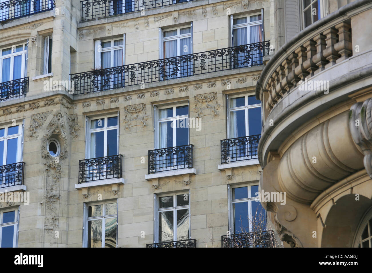 Paris and Opulent architecture Stock Photo - Alamy