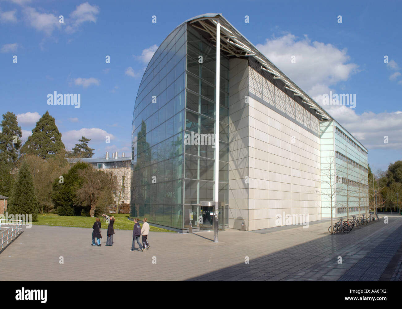 Cambridge University the modern architecture of the Law Faculty ...