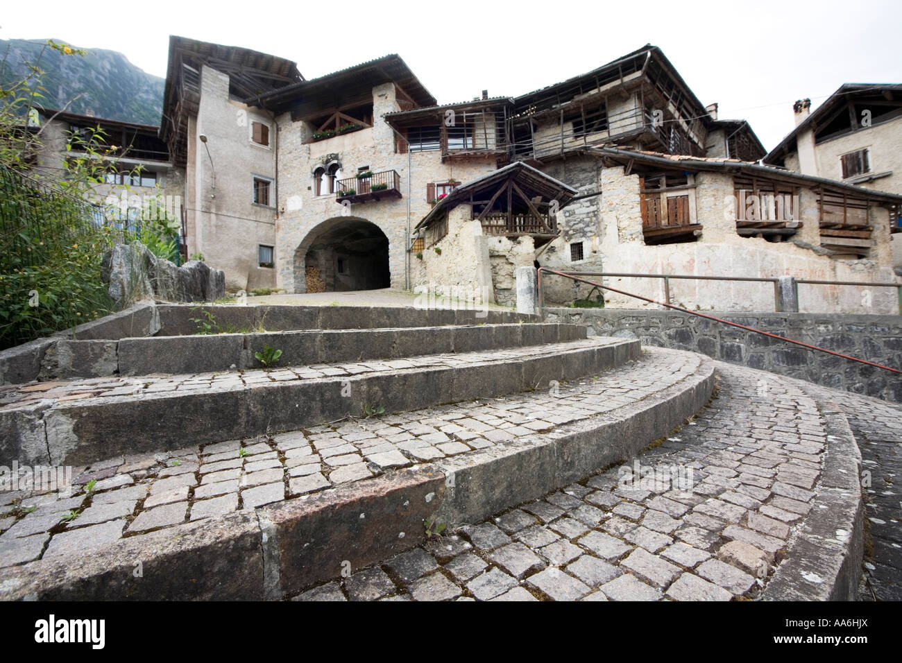 Rango alto hi-res stock photography and images - Alamy