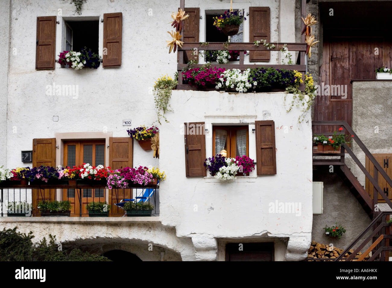 House and stable. Rango, Trentino Alto Adige, Italy Stock Photo - Alamy