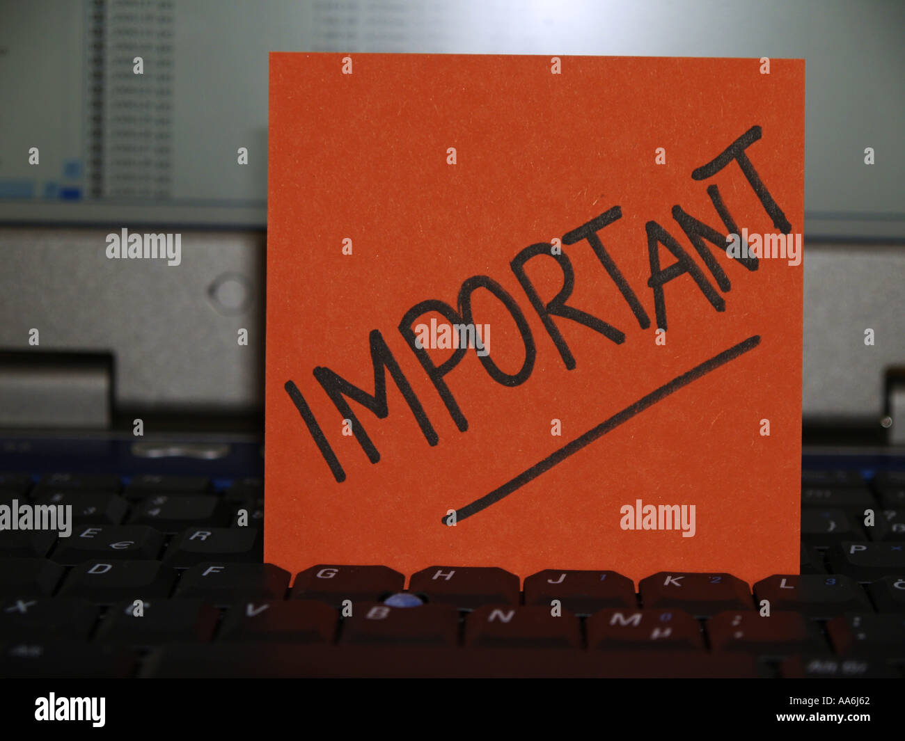 memo note on notebook, important Stock Photo - Alamy