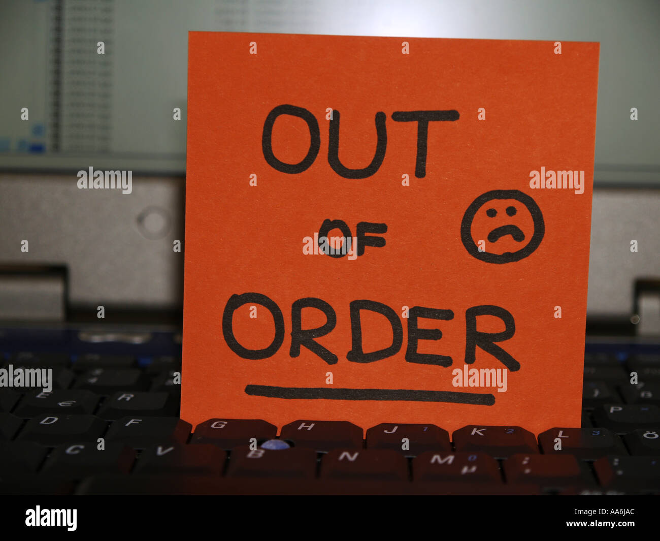 Out of order note hi-res stock photography and images - Alamy