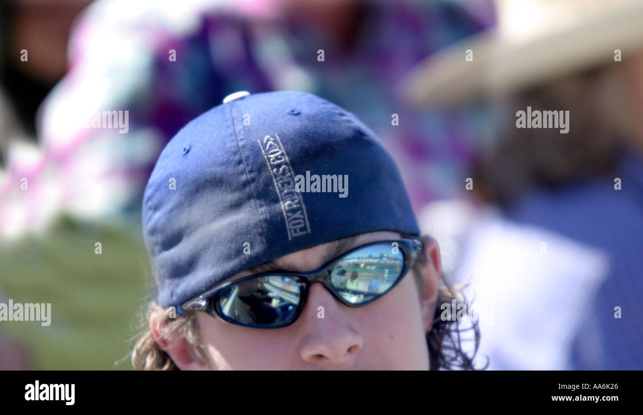 Excited spectators lines hi-res stock photography and images - Alamy