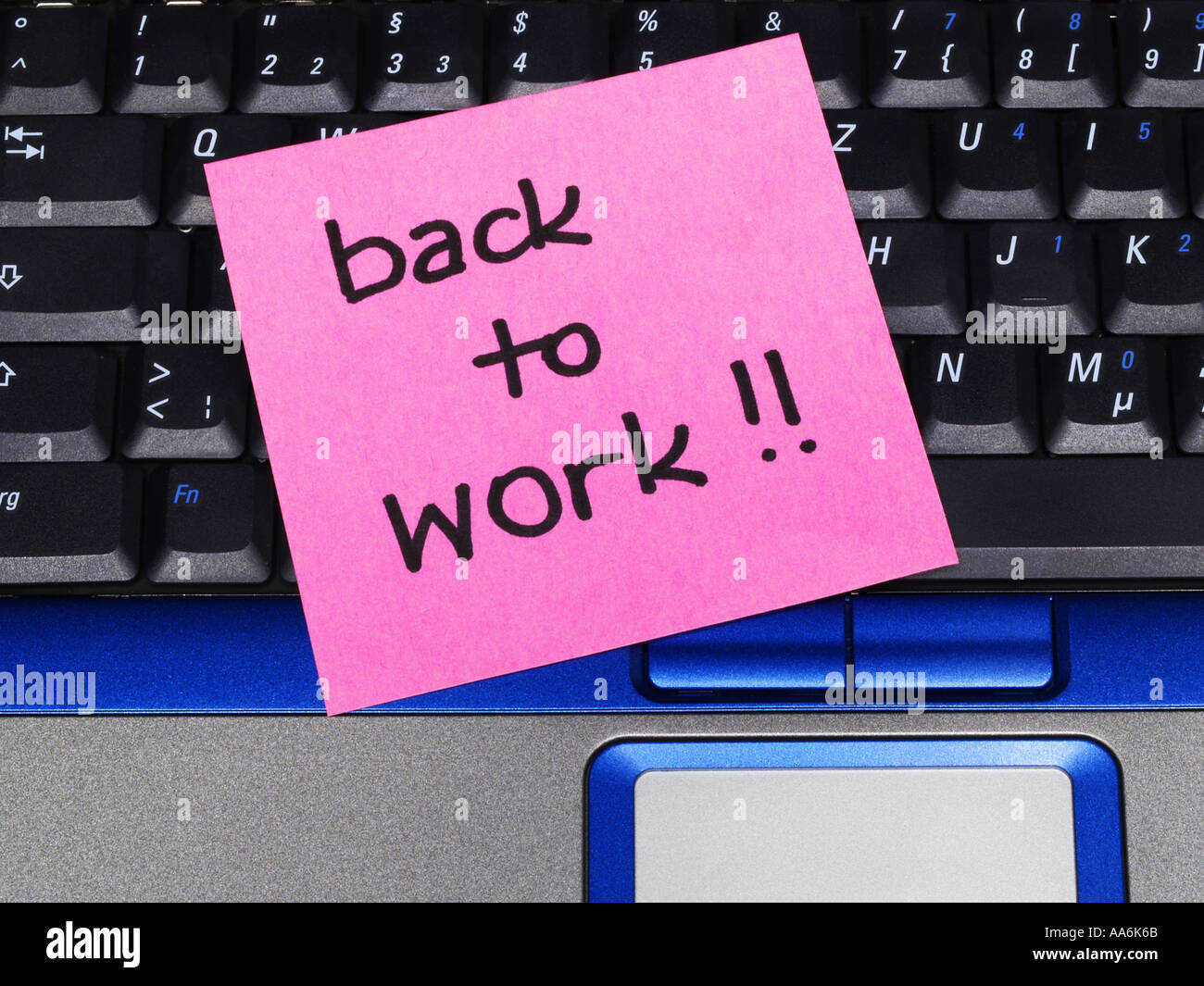 memo note on notebook, back to work Stock Photo - Alamy