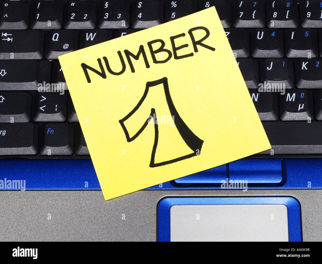 Memo note on notebook number one hi-res stock photography and images ...