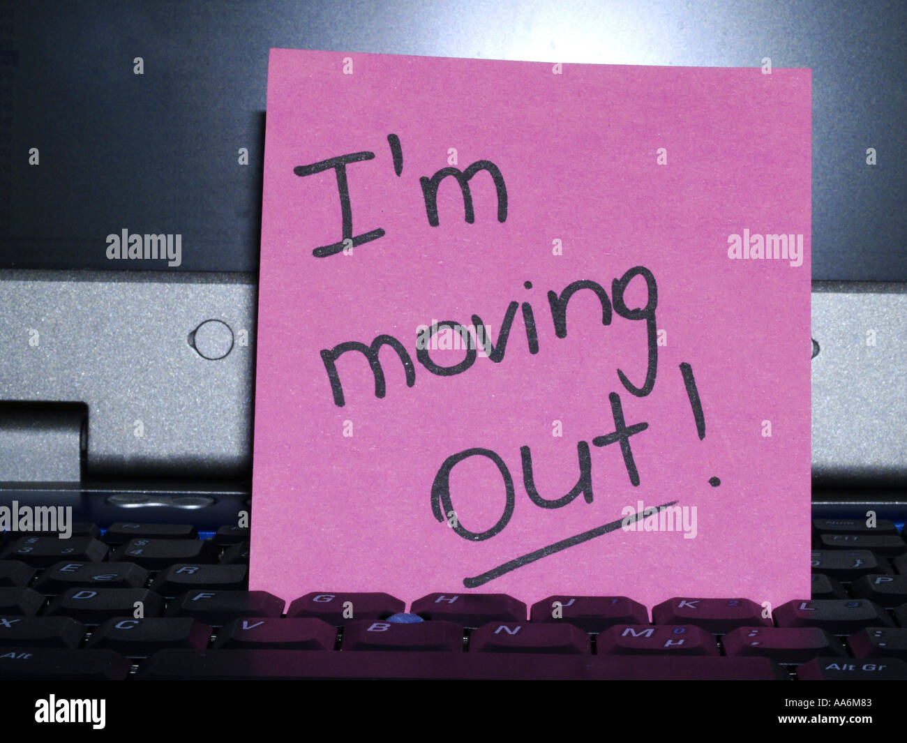 memo note on notebook, I am moving out Stock Photo - Alamy