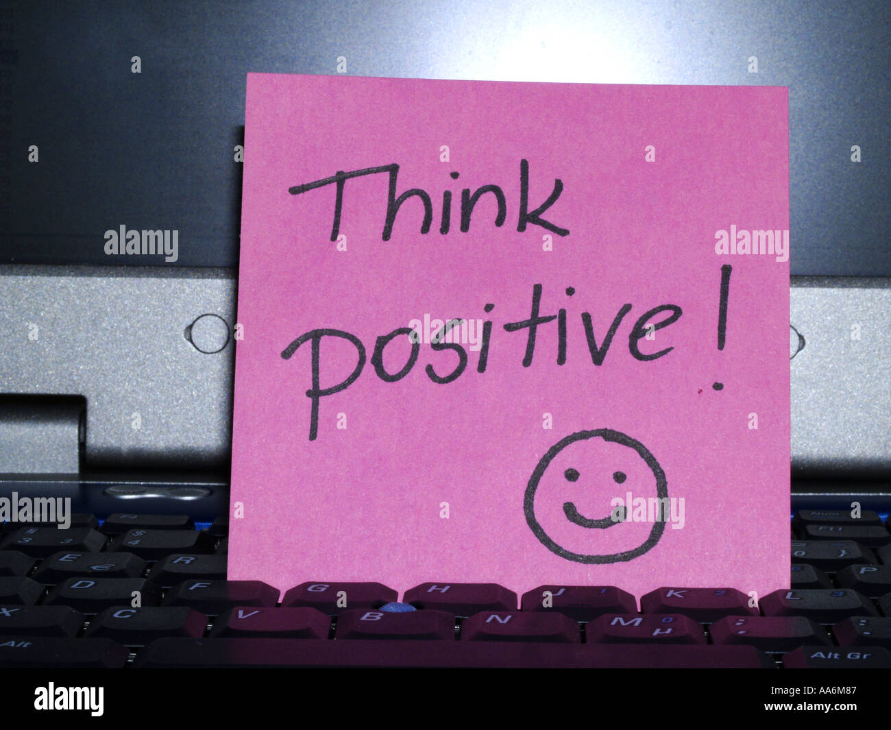 Smiley positive attitude post it hi-res stock photography and images ...
