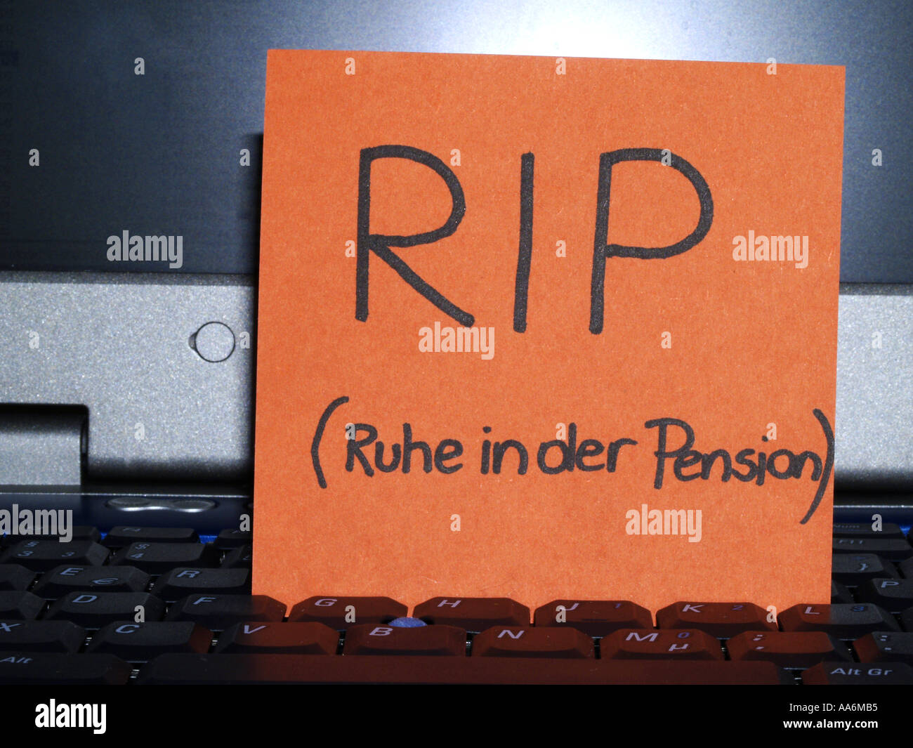 memo note on notebook, RIP, rest in the pension, retirement Stock Photo ...