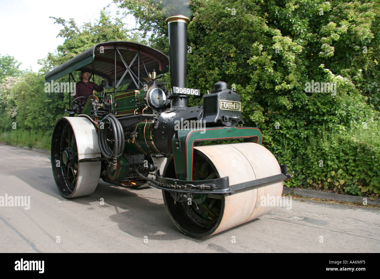 Fowler steam roller hi-res stock photography and images - Alamy