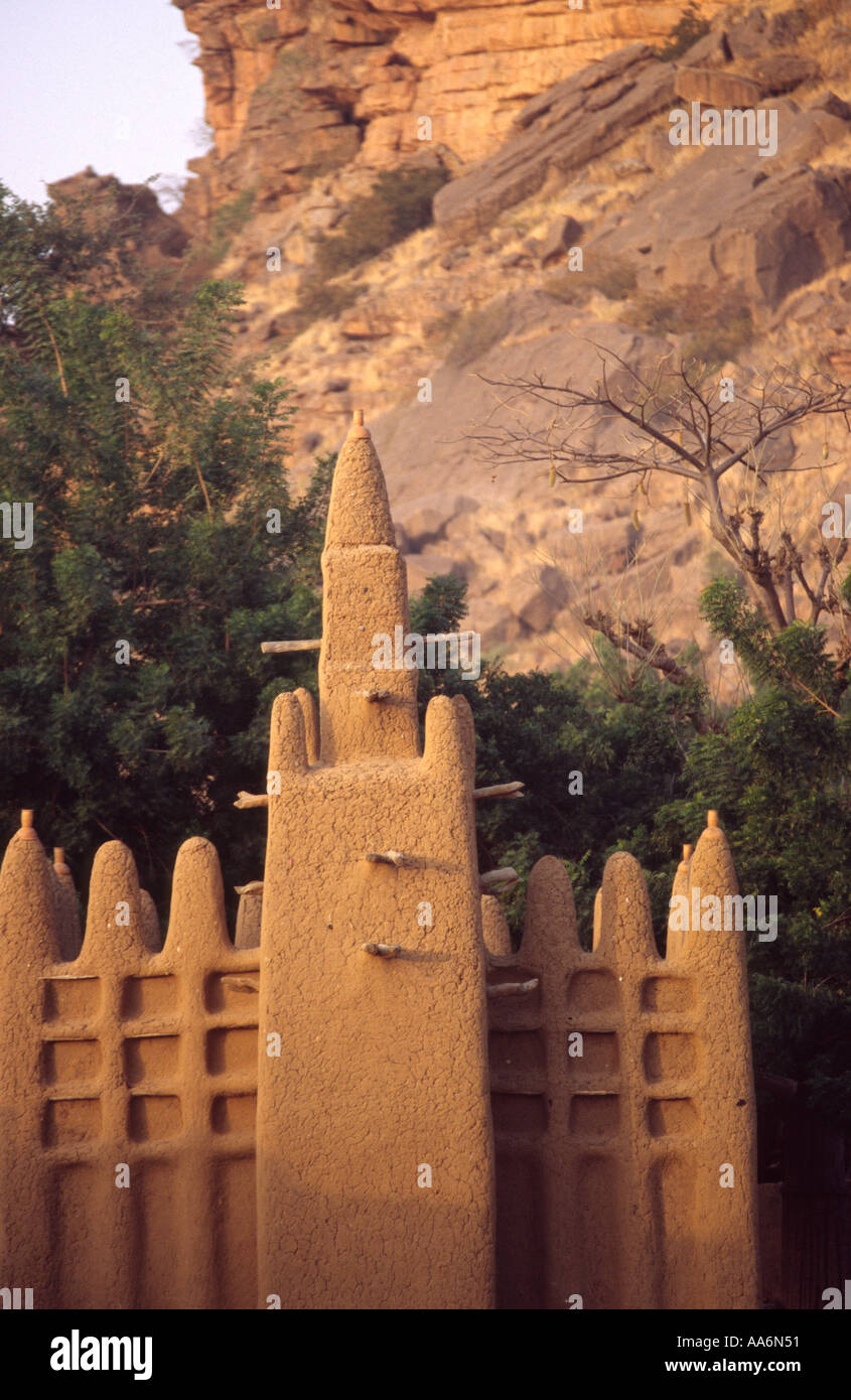 Mud mosque - Kani Kombole, Dogon country, MALI Stock Photo - Alamy