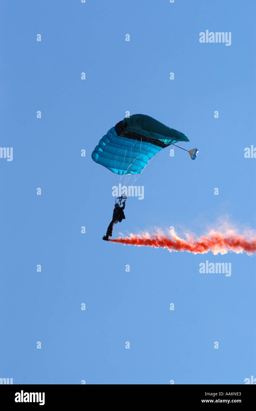 Freefall parachute Skydiving Stock Photo - Alamy