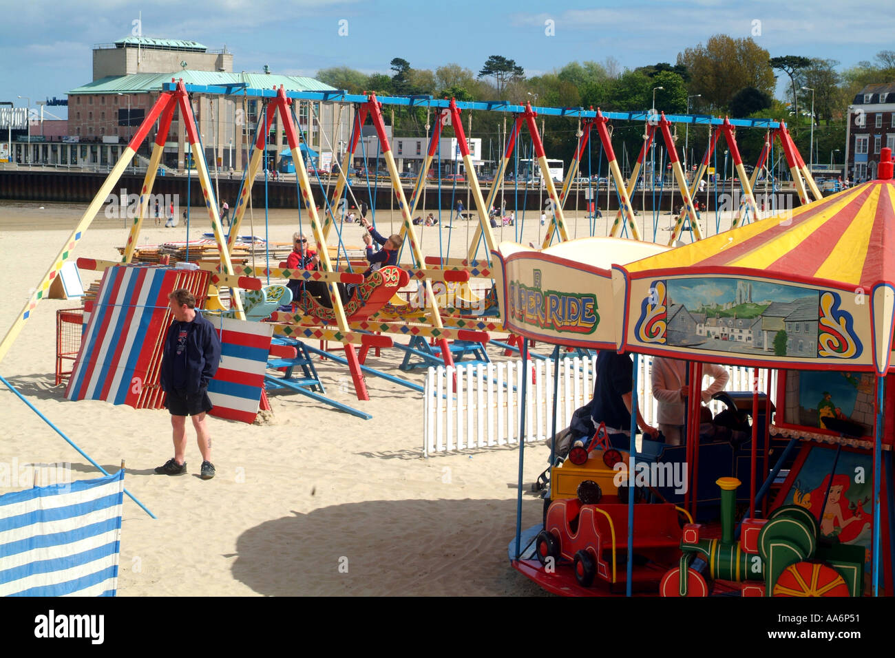 Fairground ride weymouth hi-res stock photography and images - Alamy