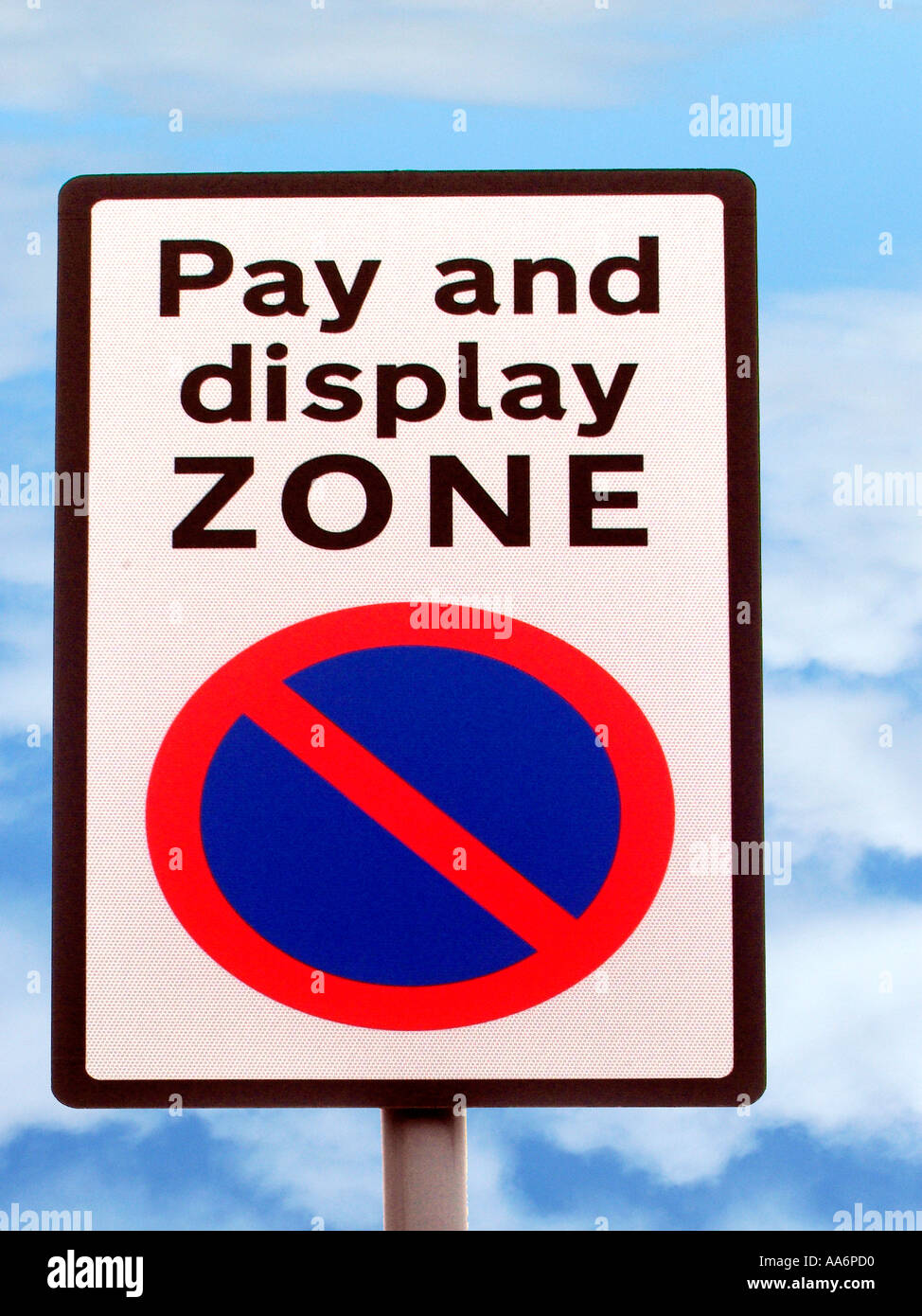 Pay and display vehicle parking sign Stock Photo - Alamy