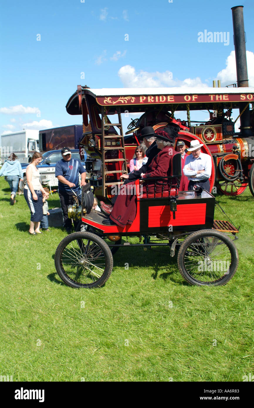 Vintage car motor show hi-res stock photography and images - Alamy
