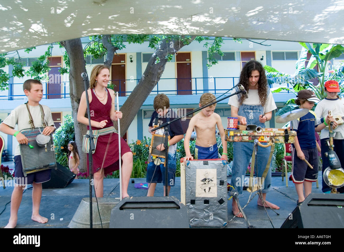 A music performance and demonstration by a musician who uses recycled ...