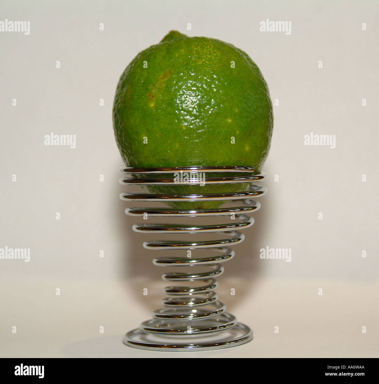 Spiral lime peel hi-res stock photography and images - Alamy