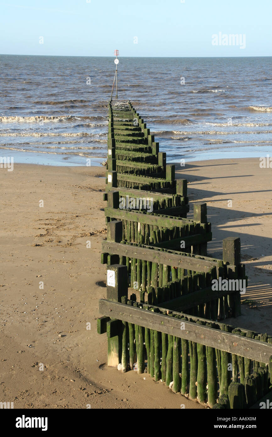 Hunstanton sea defences hi-res stock photography and images - Alamy