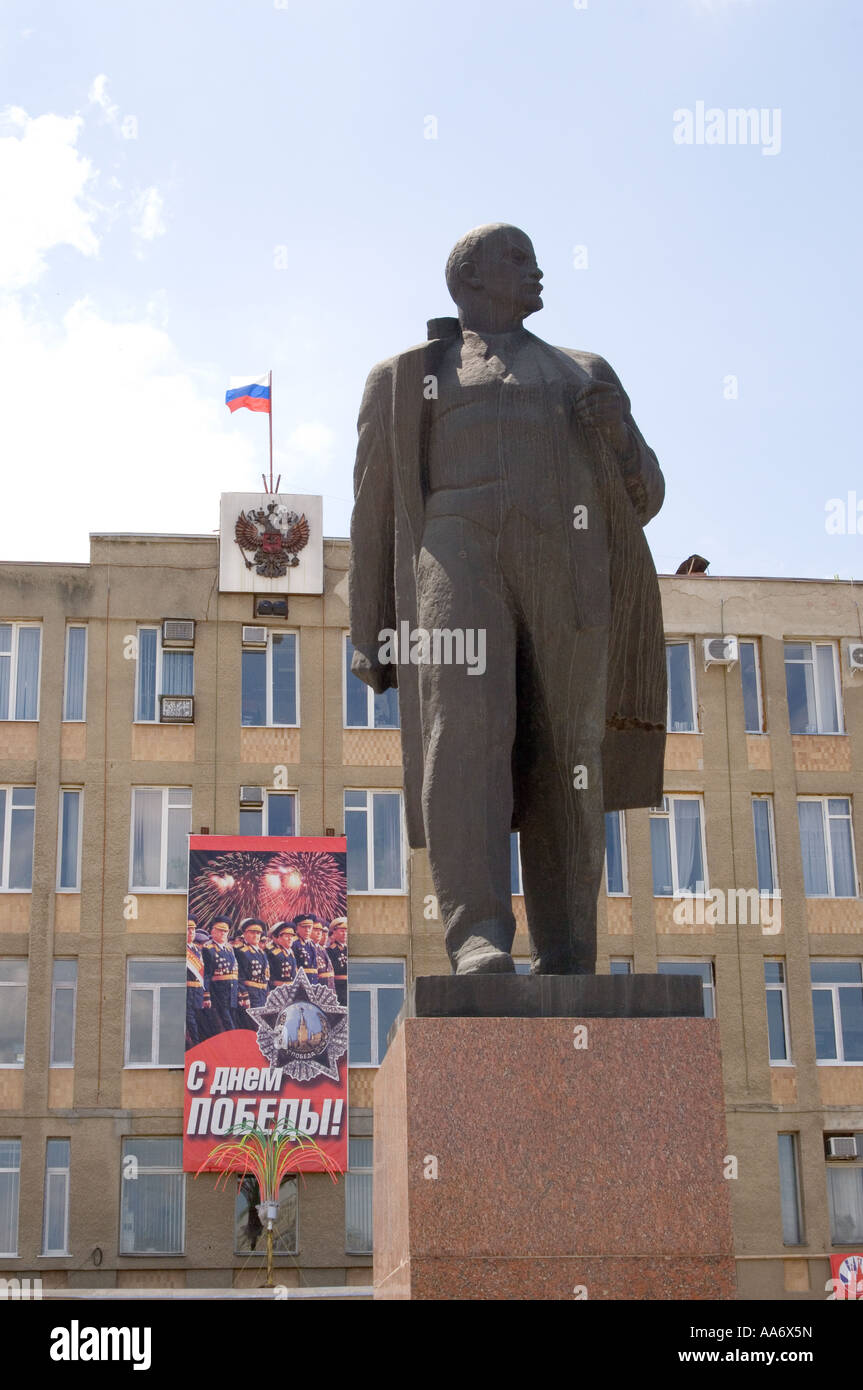 Statue to the Lenin in the Caucasus city of Georgievsk in Southern ...