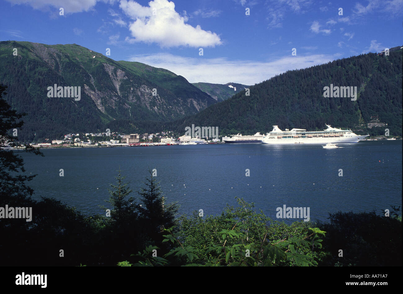 Juneau and douglas harbor hi-res stock photography and images - Alamy
