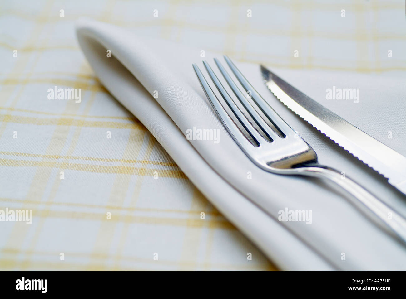 Table place setting Stock Photo - Alamy