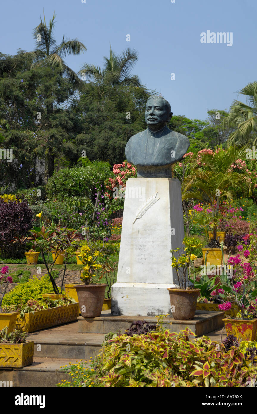 India memorial bust hi-res stock photography and images - Alamy