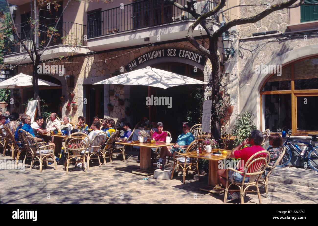 Spain Mallorca Valldemossa cafe in the street Stock Photo - Alamy