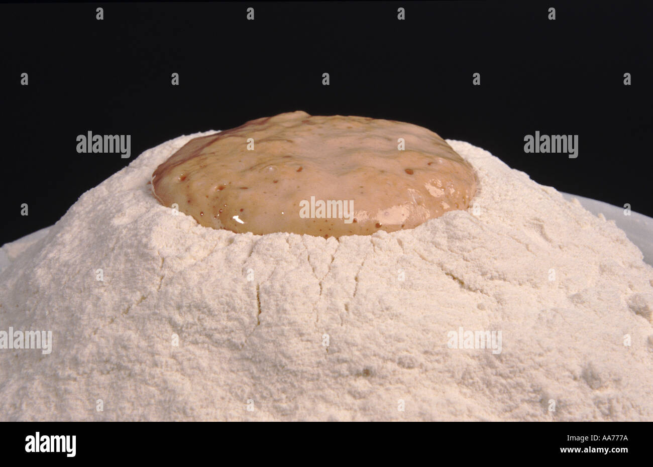 Hefe yeast food baking helper Stock Photo - Alamy