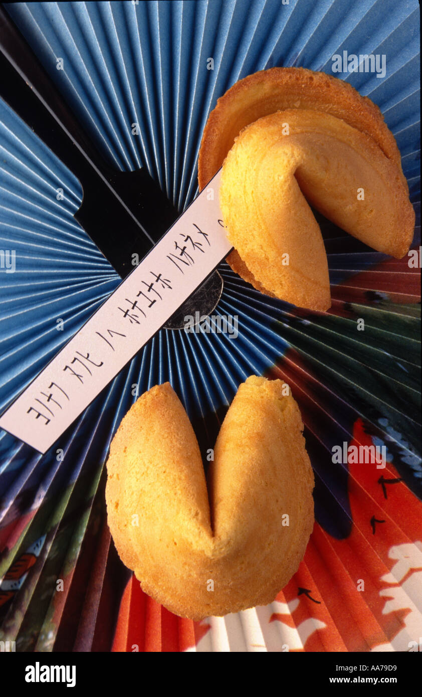 fancy cakes biscuits cookies fortune cookies symbolism luck lucky ...