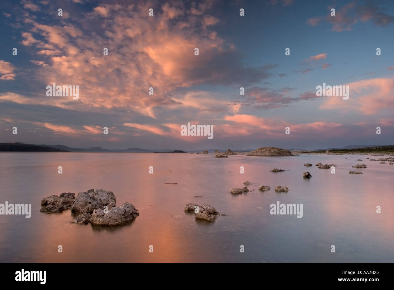 Mono lake sunset eastern hi-res stock photography and images - Alamy