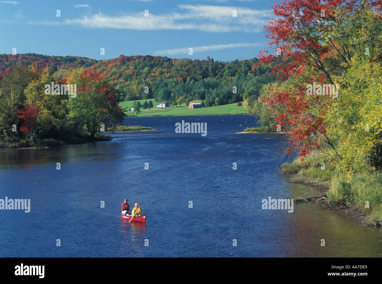 Family boat clyde hi-res stock photography and images - Alamy