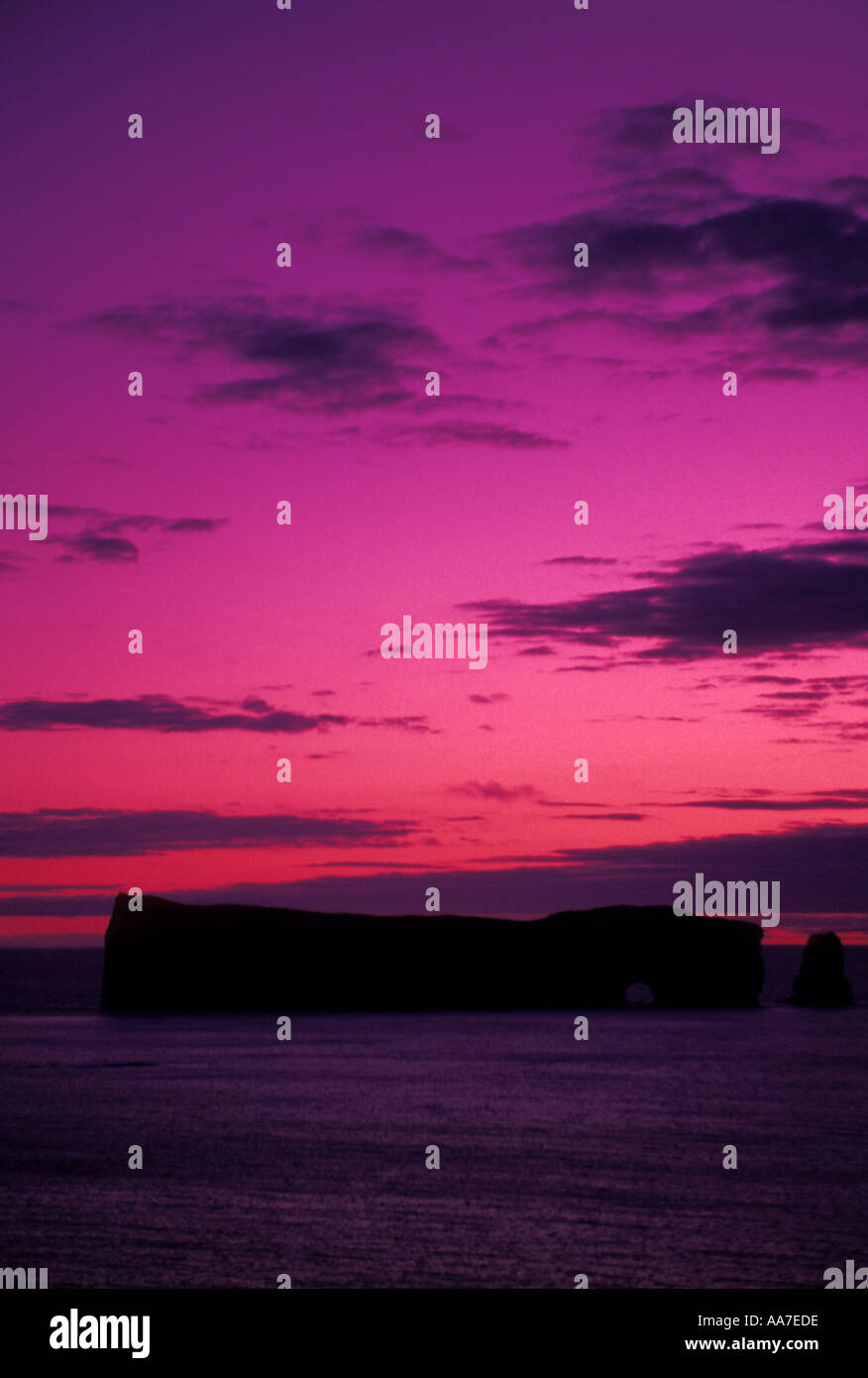 Perce rock gaspe quebec sunset hi-res stock photography and images - Alamy