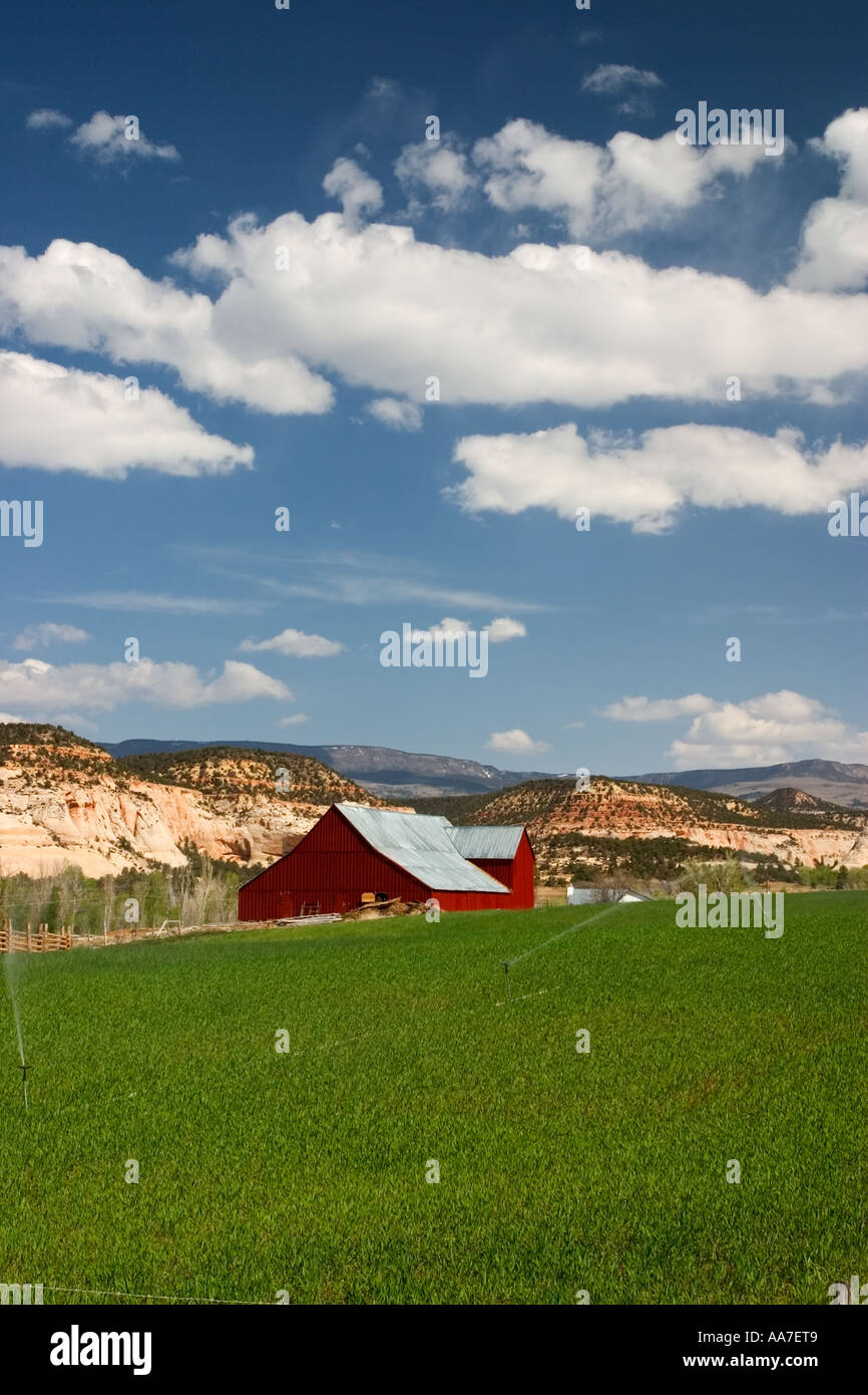 Utah farm irrigation hi-res stock photography and images - Alamy