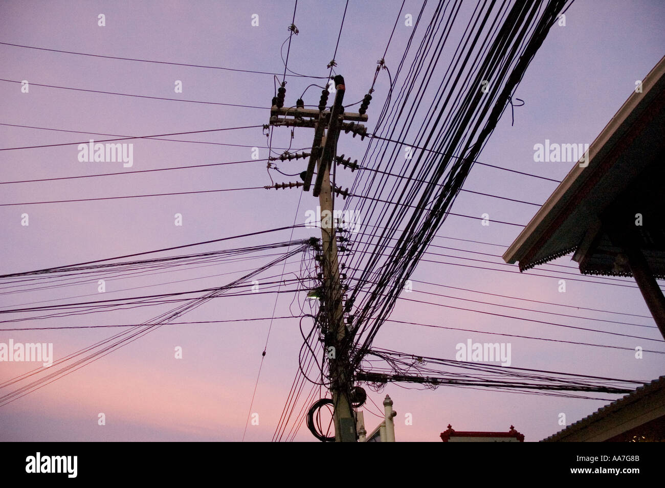 Crossed wires telephone hi-res stock photography and images - Alamy