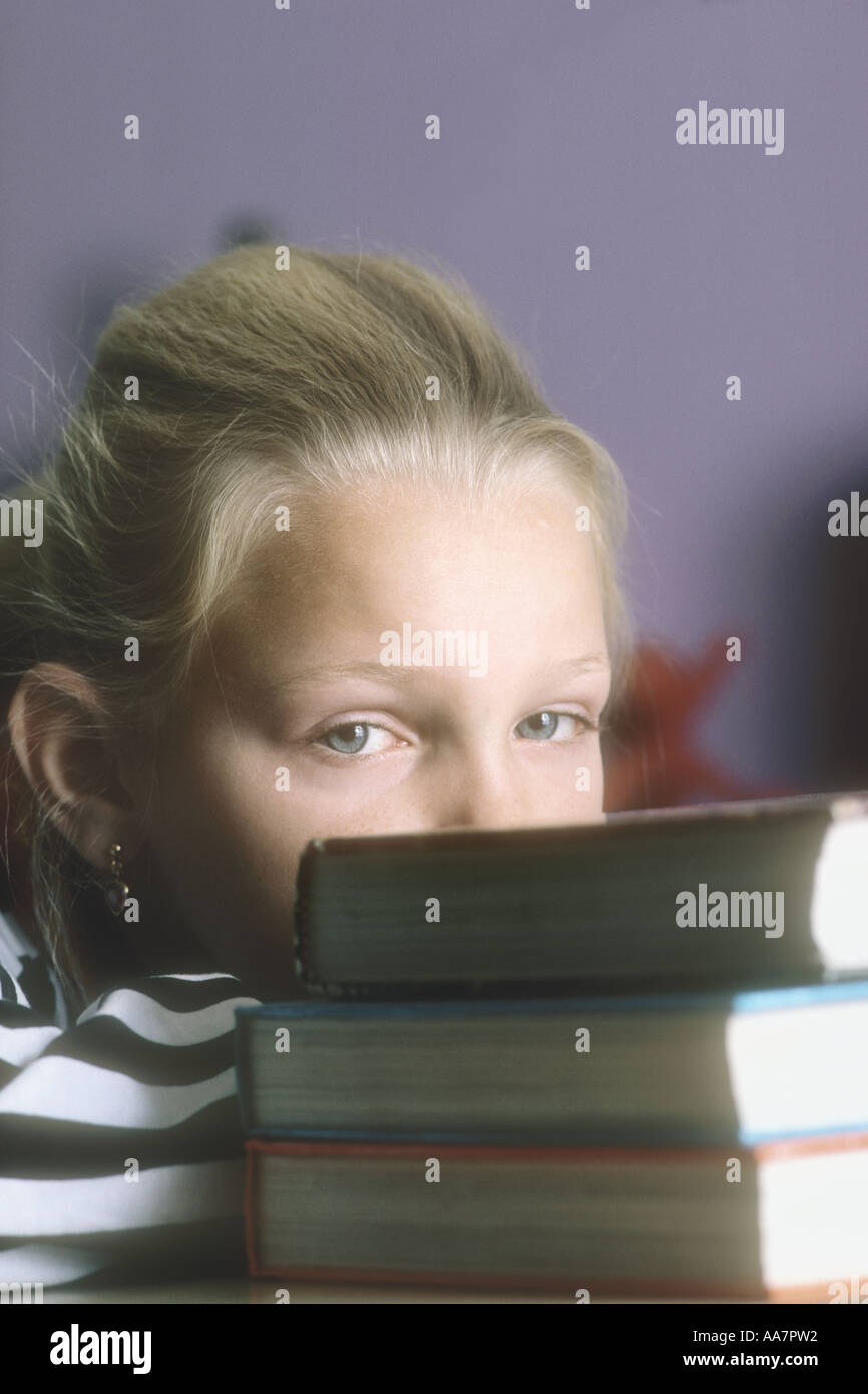 Child peering peer peeking hi-res stock photography and images - Alamy