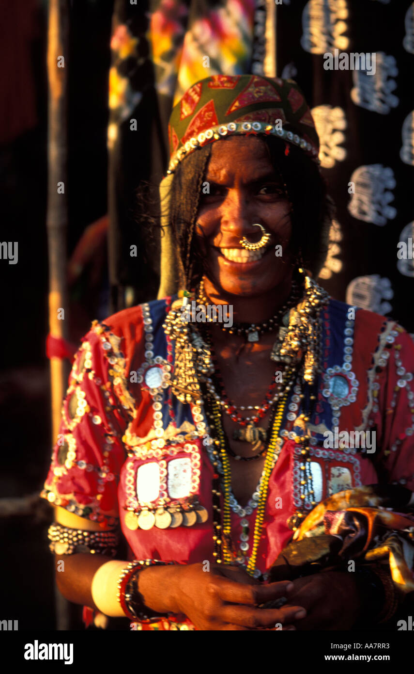 Indian market 20th century hi-res stock photography and images - Alamy